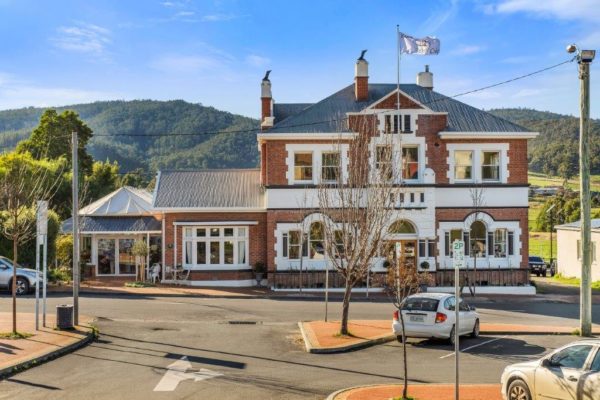 Cygnet - The Huon Valley Southern Tasmania