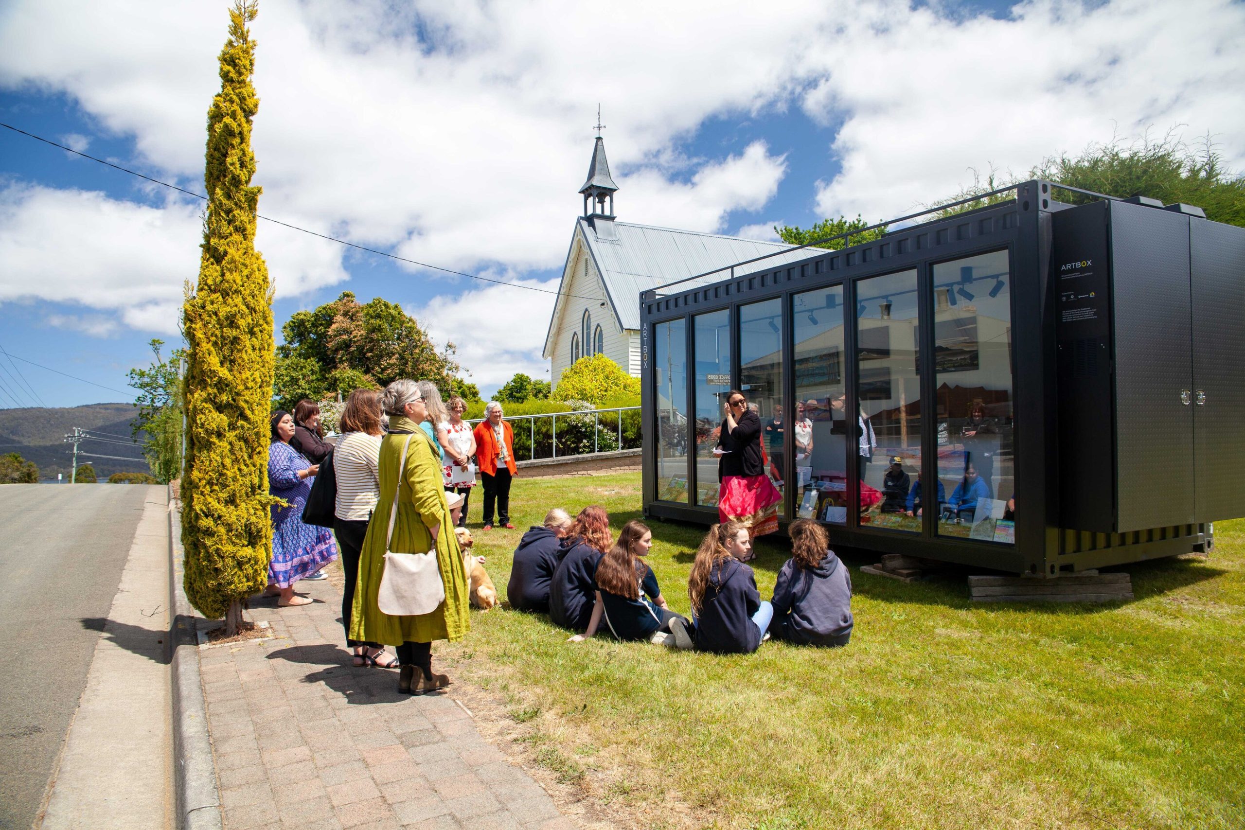 Huon Valley ARTBOX - The Huon Valley Southern Tasmania
